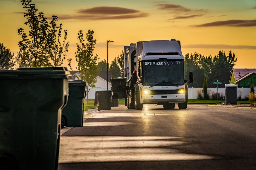 McNeilus Volterra™ ZSL™ Electric Side Loader Garbage Truck
